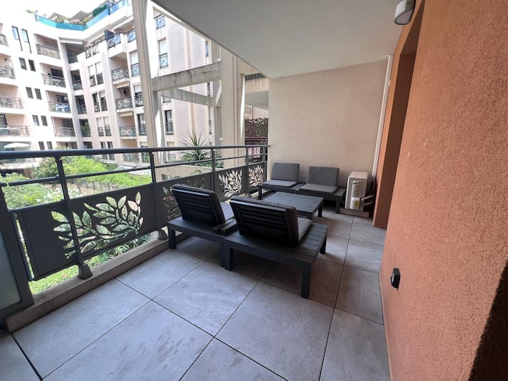 Cio- 2 Chambres – Plage, Commerces & Gare à Pied - Antibes