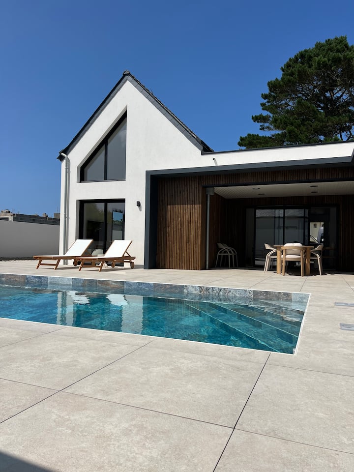 Villa Ar Mor - Maison Pour 10 Pers. Avec Piscine - Saint-Pol-de-Léon