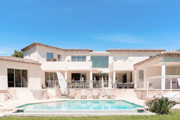 Villa De Luxe à Grimaud - 셍뜨호뻬