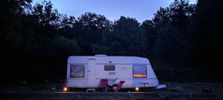 Caravane à La Ferme D'augustine - Saint-Geniez-d'Olt