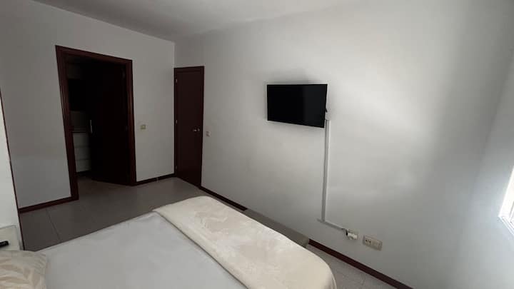 Habitación Privada Con Baño - Mejorada del Campo