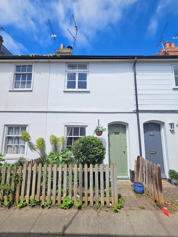 Delightful City Centre Cottage - Canterbury