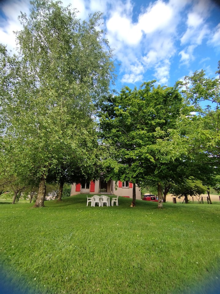 Maison Individuelle Avec Terrain Arboré - Le Gouffre