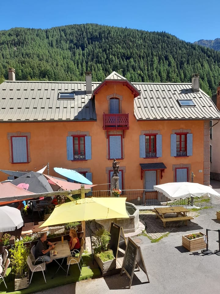 Studio Meublé Lumineux Et Fonctionnel - Lacs du Malrif