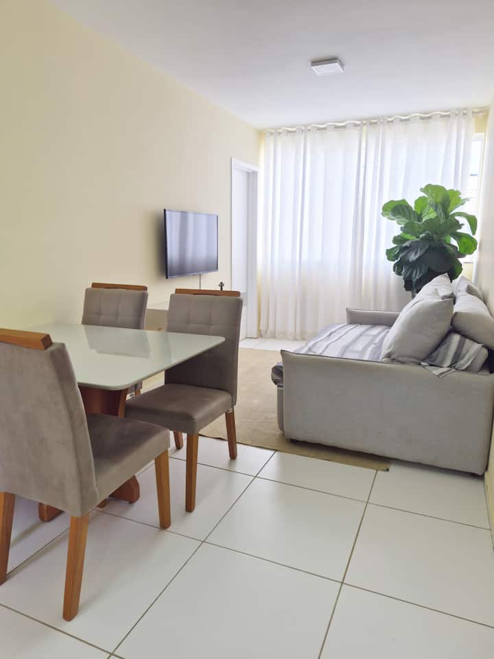 Apartamento Vit. Da Conquista C/ Mercado Em Frente - Vitória da Conquista