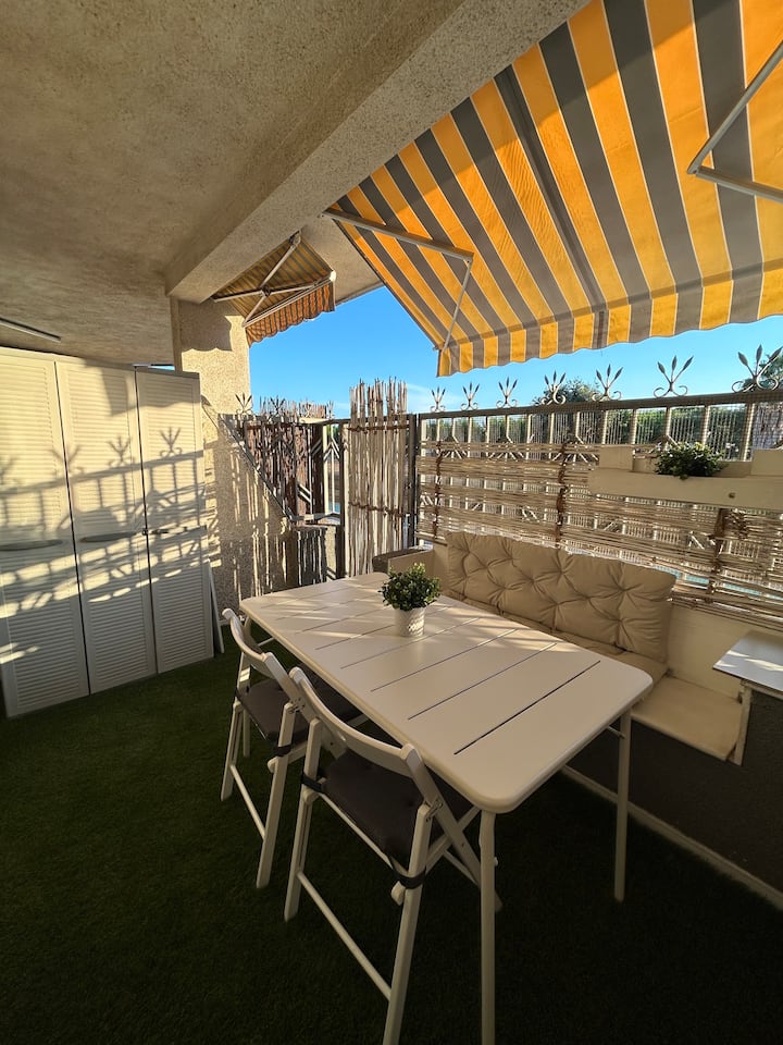 Apartamento Con Terraza, Piscina, Playa Y Aire Acn - Pineda de Mar