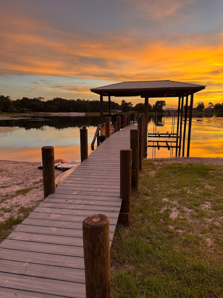 Monkey Business – Lake Stay Near Gainesville Uf - 호손