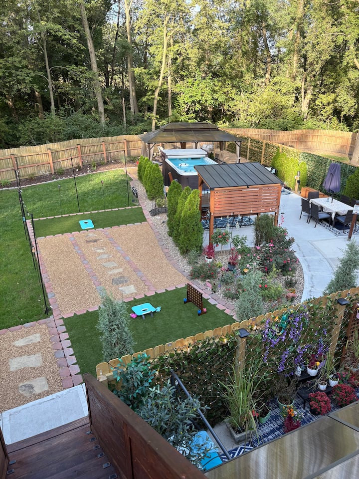 Swim In The Winter. Personal Urban Retreat - Kansas City