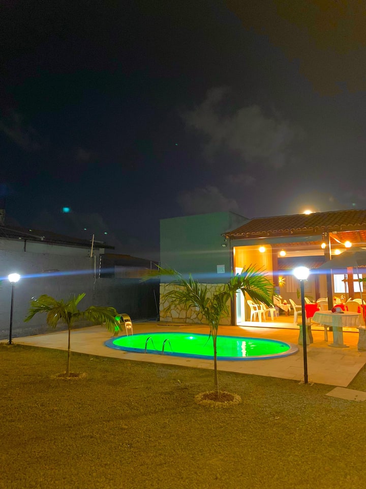 Chalé 4 Suítes /Salão De Eventos.
Pertinho Dapraia - São Luís