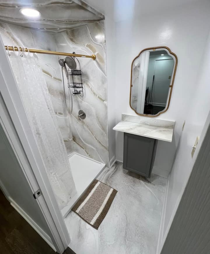 Sleeps19/centrally Located/11bed 2.5bath/2kitchen - Alexandria, LA