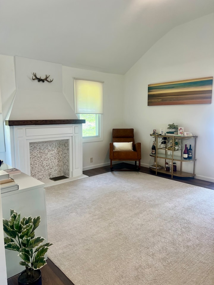 Quaint Home Close To Beach/ferry - Red Bank, NJ