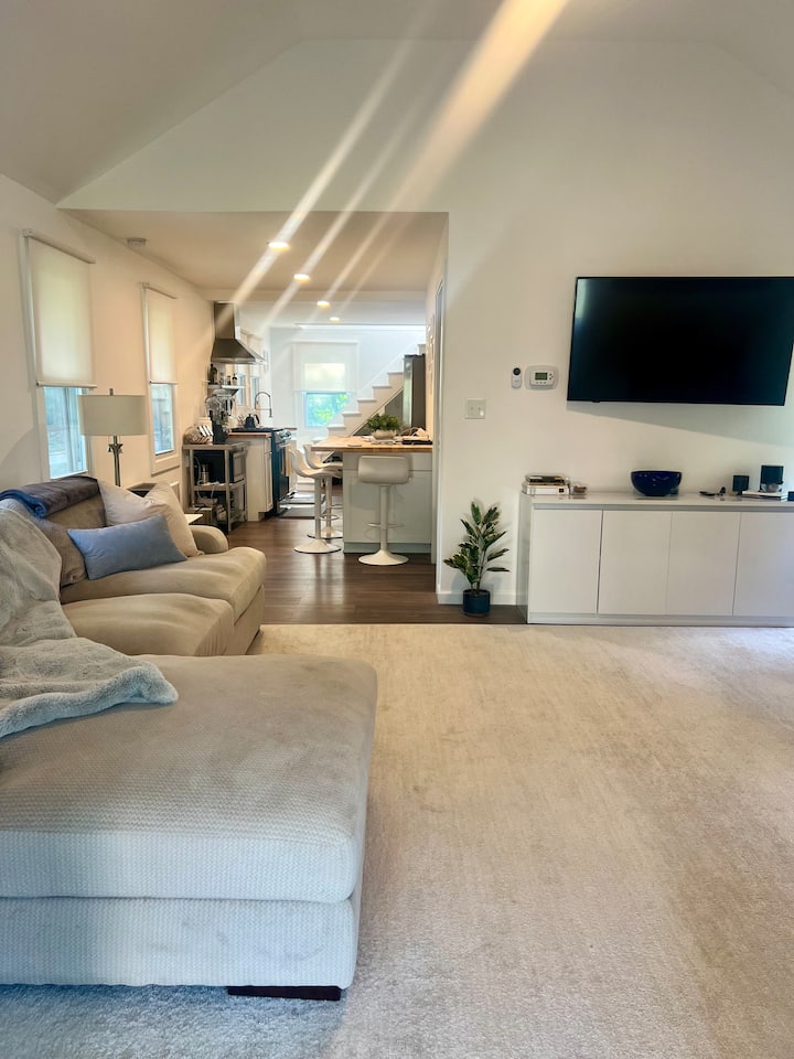 Quaint Home Close To Beach/ferry - Shrewsbury, NJ