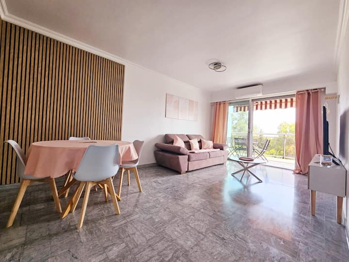 Plage 4 Min à Pied | T2 Clim & Parking / Vue Mer - Saint-Laurent-du-Var