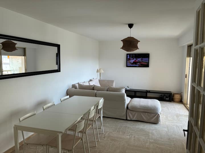 Appartement 2 Chambres, Vue Mer. - Le Cannet