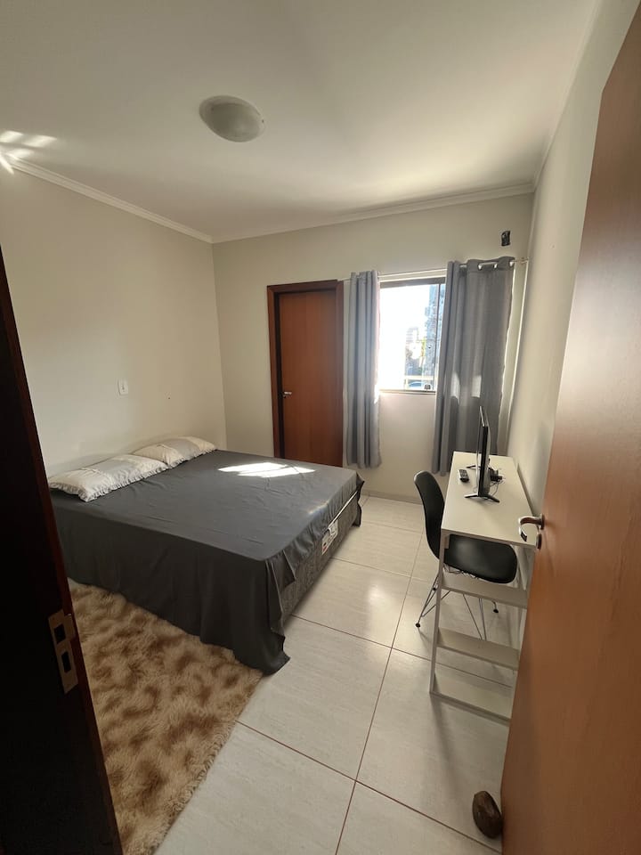 Quarto Perto Da Faculdade - Dourados