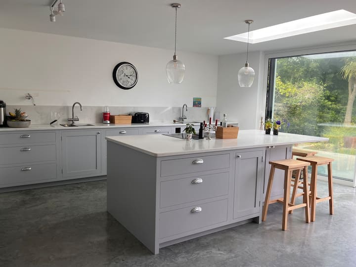 3 Rooms In Family Home, Great For Goodwood - Chichester
