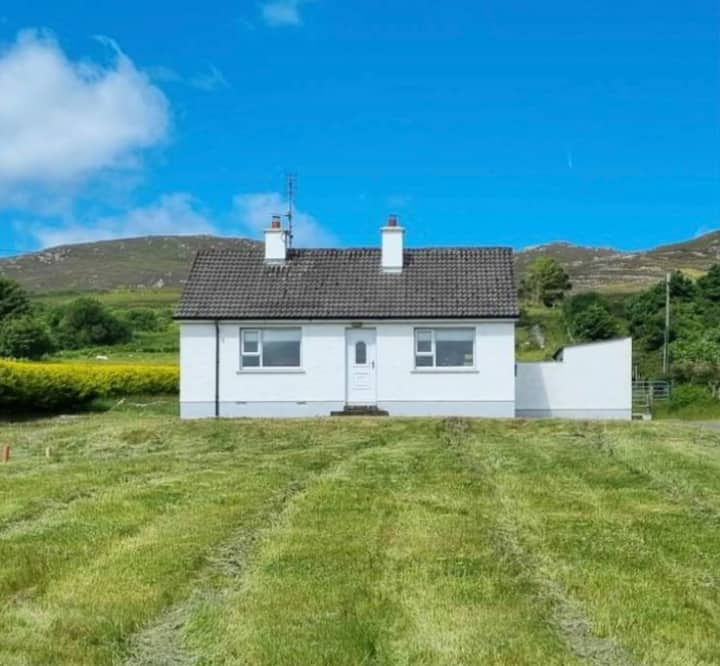 Teapot Cottage - Portsalon