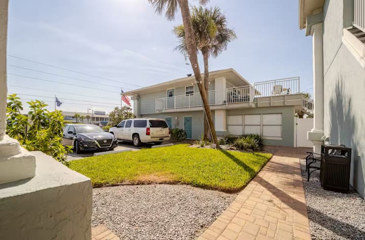 Oceanfront Villa @ Ocean Teck Nsb - New Smyrna Beach, FL