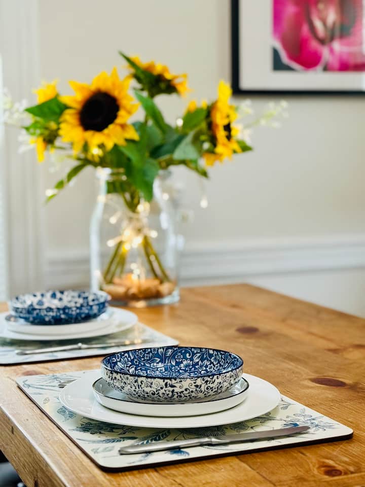 Great Home Office And Chef's Kitchen In Longmeadow - New England