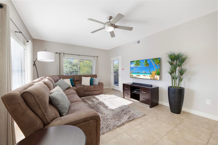 Resort Condo In Desert Ridge - Phoenix, AZ