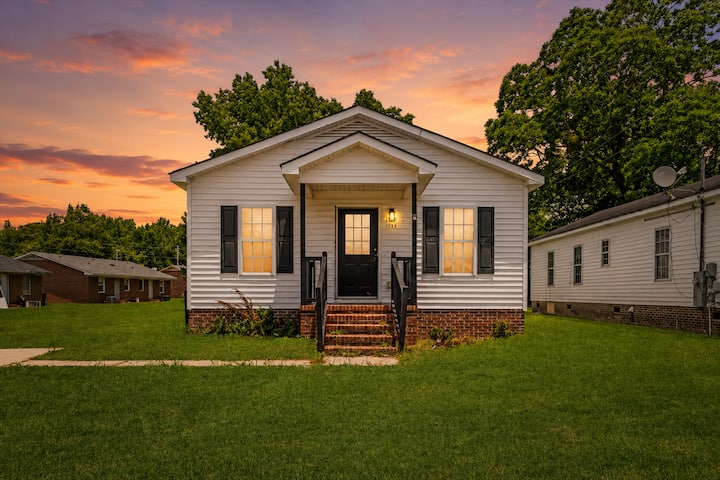 Wilson Central And Comfy Stay: Up To 6 Guests - Wilson, NC