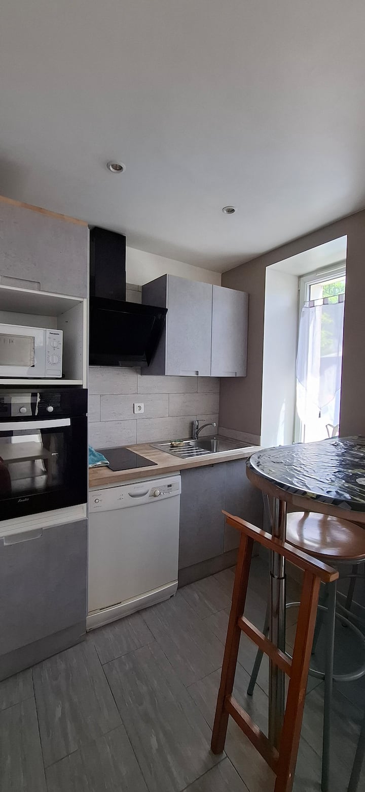 Charmante Maison En Pierre - Les Mureaux