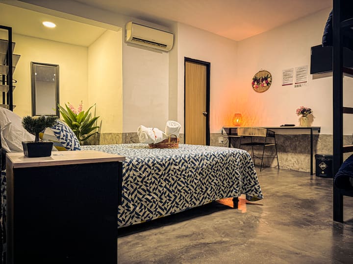 Habitacion Familiar Con Baño, Centro De Neiva - Neiva
