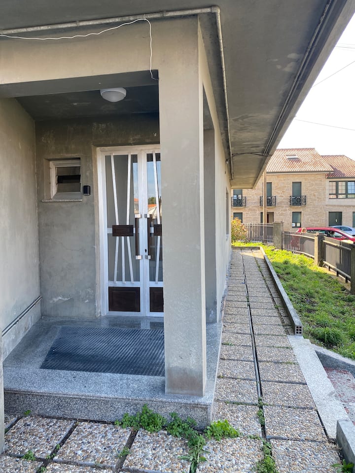 Apt. With Terrace Near The Beach - Noia