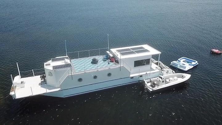 Off-grid Islamorada Stay - Islamorada, FL
