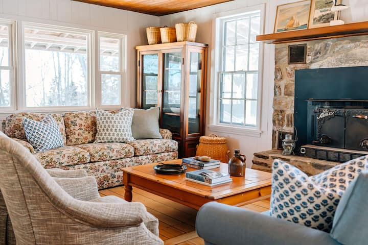 1880 Cottage, Thoughtfully Renovated, Water Access - Harpswell, ME