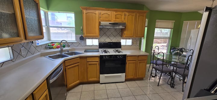 Spacious Westside 3brs Home•pet - La Union, NM
