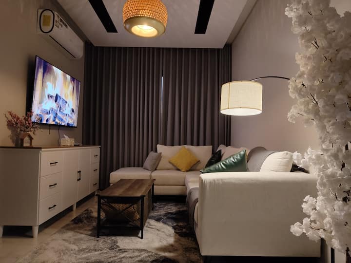 Rawnaq | Collection N3-b | Luxury Spacious 2br - Jeddah King Abdulaziz Airport (JED)