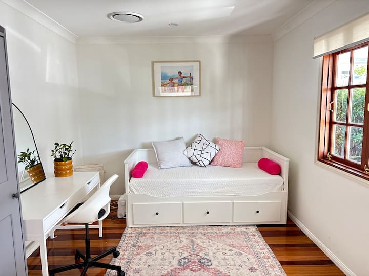 Lovely Room In Ashgrove - Brisbane