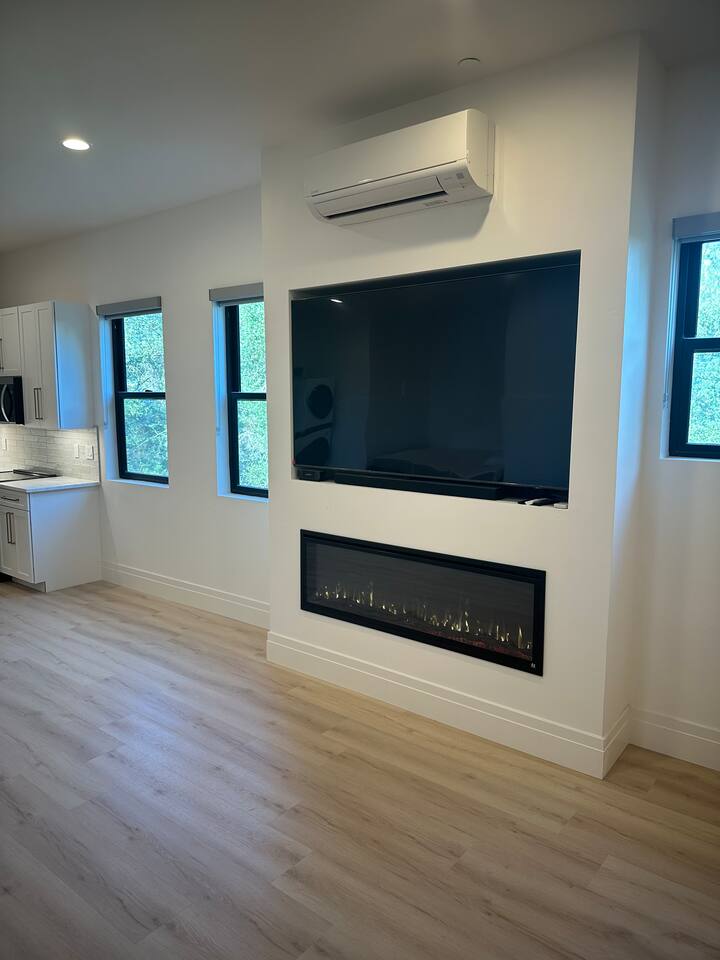 Brand New Studio Suite - Folsom