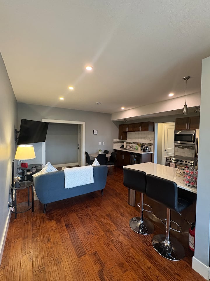 Private, Family-friendly Suite | Sleeps 4 - Kelowna