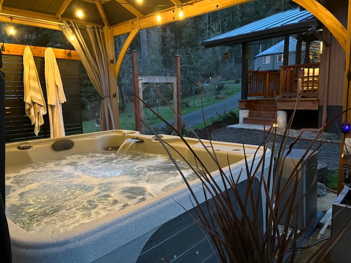 Hiker's Nature Sanctuary In Town On 4 Acres. - Eugene, OR