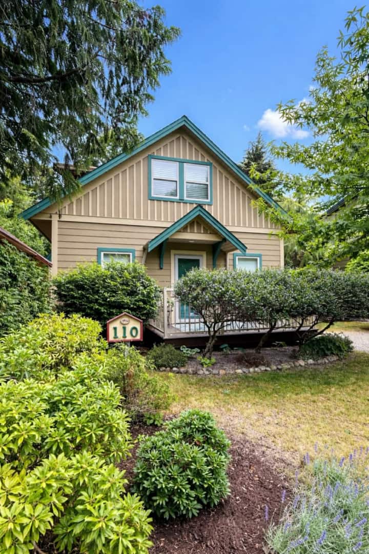 Book Now 20% Off: 3 Bd/2 Bth With Pool & Hot Tub - Parksville