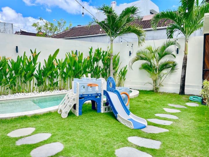 Ultimate Family Villa@echo Beach - Canggu