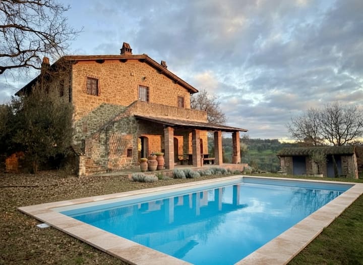 Villa Nilla - Enchanting Villa On The Hills - Toscana