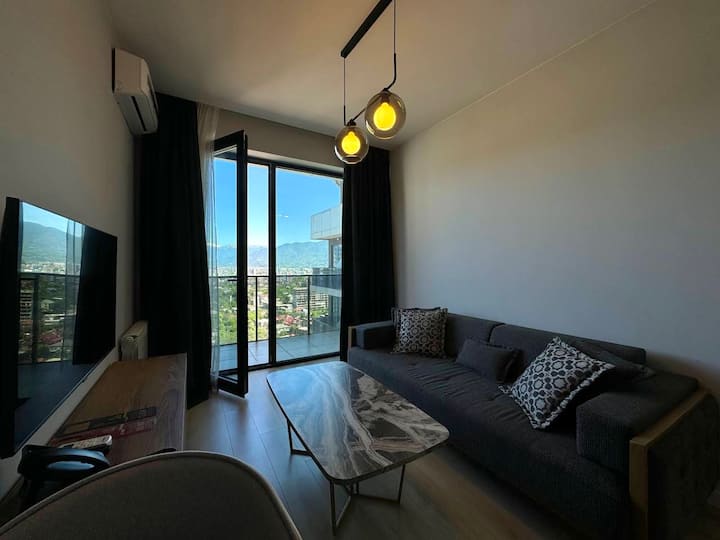 High-floor 1br Apartment, Mountain View - Batumi