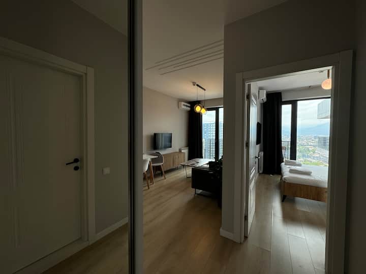 1br Apartment W/ Panoramic Mountain View - Batumi