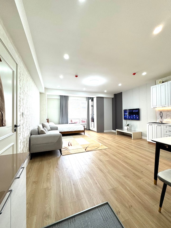 Best Loc-2 Luxury Apartment - Mongolia