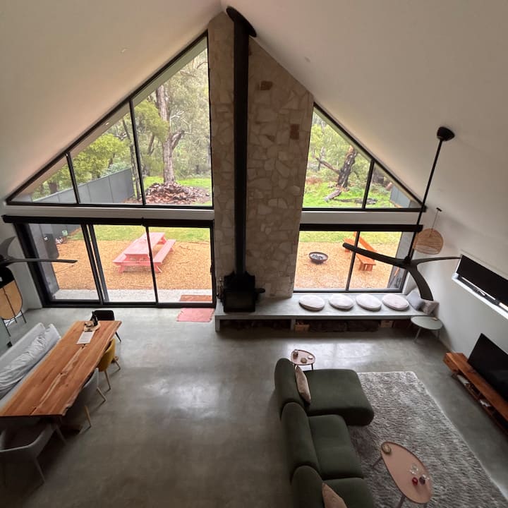 The Mountain Barn - A Stylish, Cozy, Nature Escape - Halls Gap
