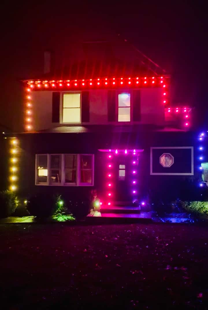 High Score Hideaway - Jefferson City, MO