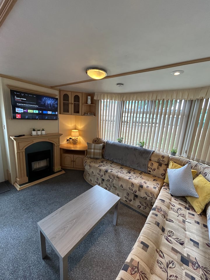 Bailey's Caravan Hire - Sealands Plot 1 - Ingoldmells