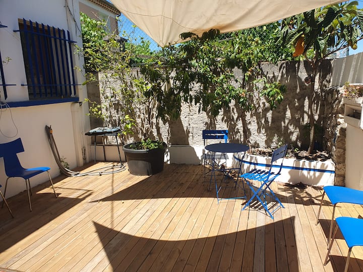 Appartement Coloré Idéal Départ Pour La Corse - Six-Fours-les-Plages
