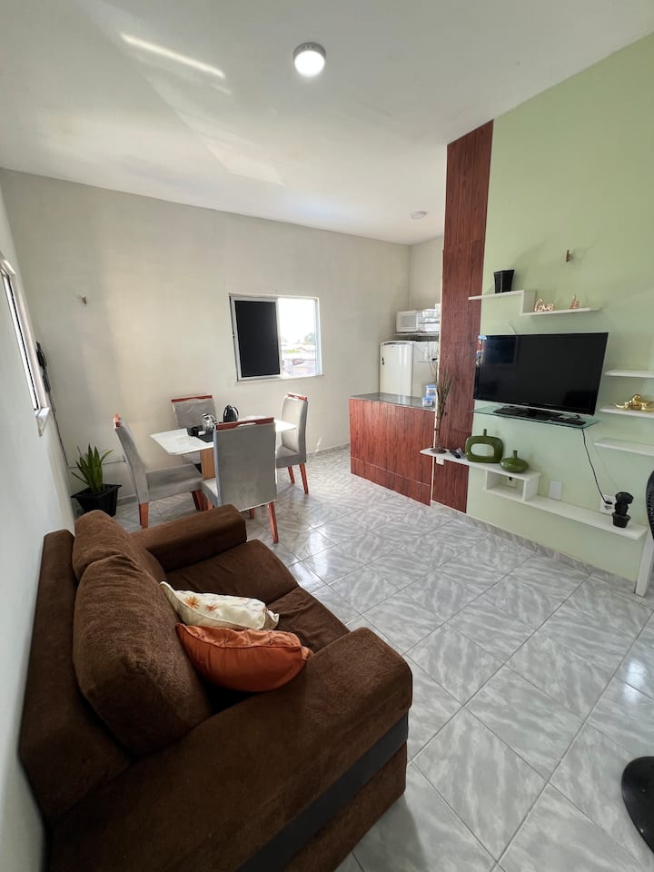 Apto Com Ar-condicionado, Conforto E Localização. - Fortaleza