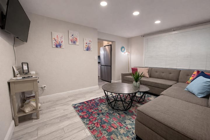 New 7mins-beach&downtown/beach Cozy Bungalow 2b 1b - Clearwater Beach