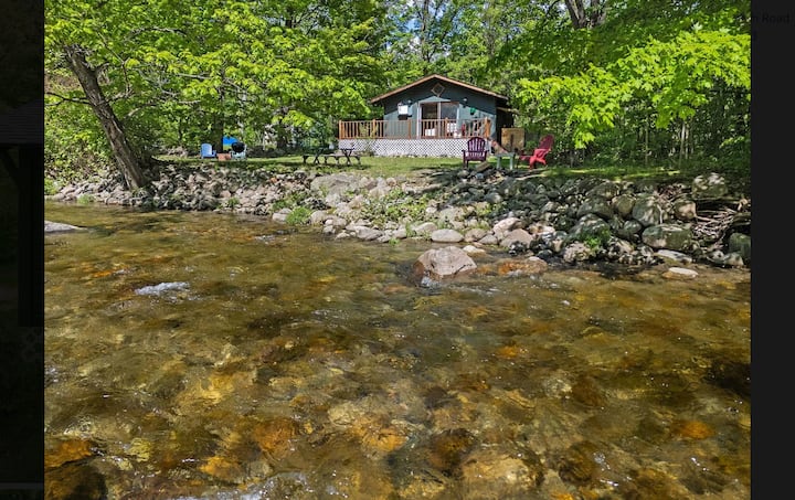 Bristol Cabin On The River - Middlebury, VT