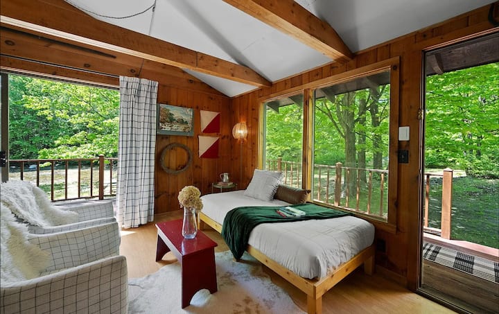 Foliage Retreat 5 Mins To Downtown Bristol - Middlebury, VT